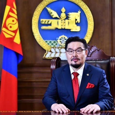 Г Занданшатар Ардчилсан шинэ Үндсэн хуулийн 31 жилийн ойн мэнд дэвшүүлье