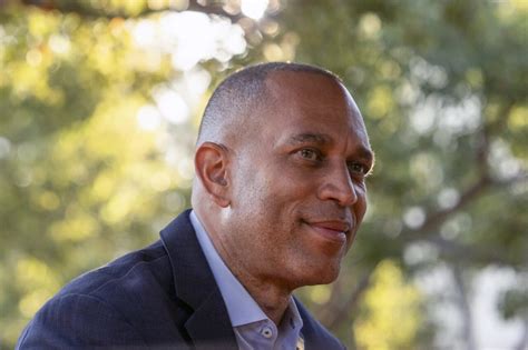 Hakeem Jeffries Wins Re Election As House Democratic Leader Despite Partys Losses