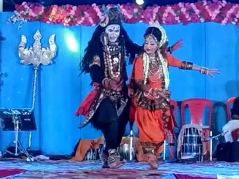 Praised By Hymns And Tableaux Devotees Danced Throughout The Night On
