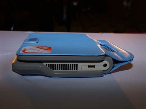 Intels Classmate Hammers Another Nail Into Olpcs Coffin Softpedia