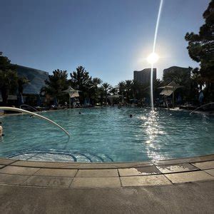 Excalibur Pool Updated June 2026 93 Photos And 99 Reviews 3850 Las