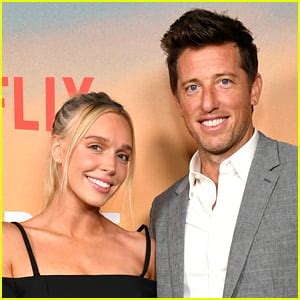 Call Her Daddys Alex Cooper Is Married To Matt Kaplan Alex Cooper Call Her Daddy Matt