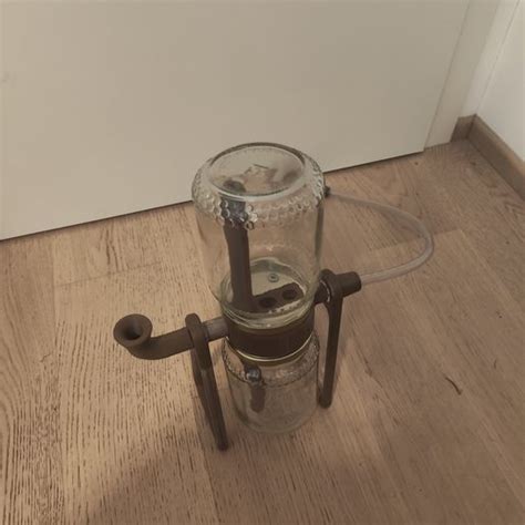 🚬 Mini Gravity Bong In 1 Print ・free 3d File For 3d Printing・cults