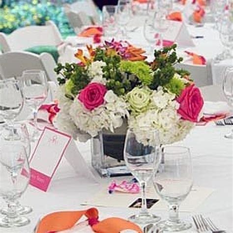how to arrange symmetrical floral arrangements table arrangements