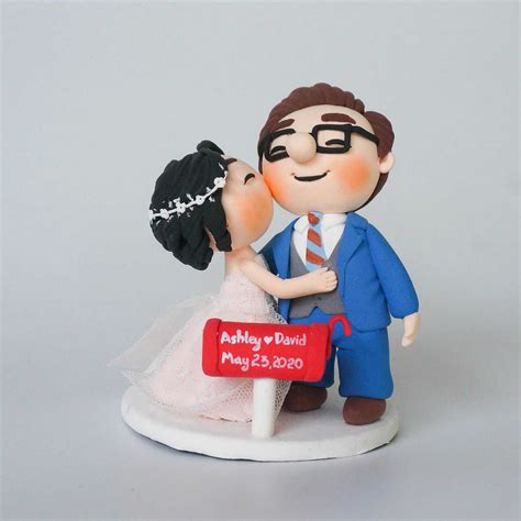World Cake Topper Carl And Ellie Movie Up Wedding Cake Topper Star
