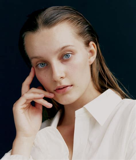 Ace Models Julia R