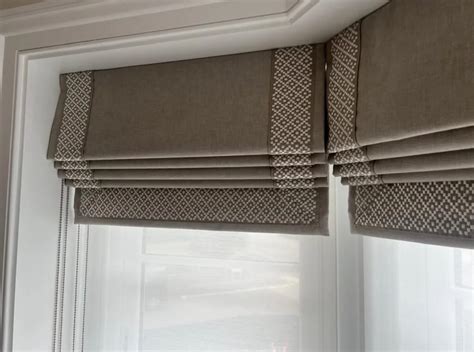 Bay Roman Blinds With Border Trim Hue House