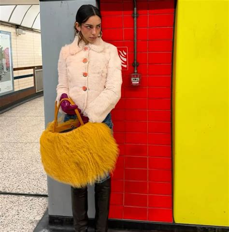 Пин от пользователя sex and calories на доске Pinterest is a prude