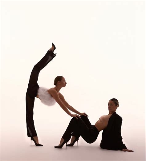 Grace Burrows And Lilly Hesseldan Artofit