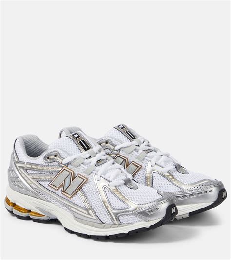 New Balance 1906r Running Shoes In Grey Endource