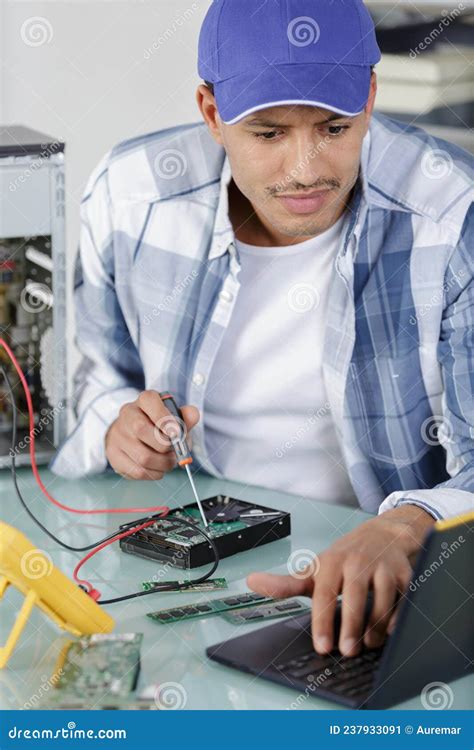 Man Repairing Computer Part In Service Center Stock Image Image Of Engineer Electrical
