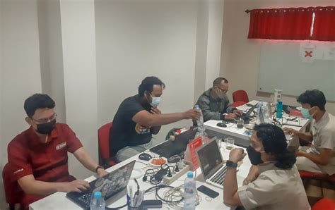 training devops development and operations terbaik idn id