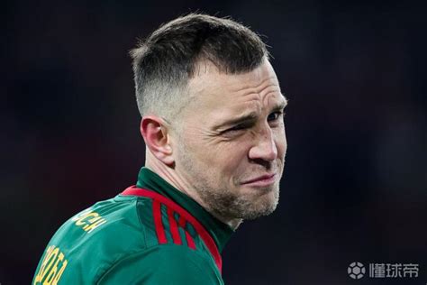 老当益壮丨35岁久巴大演帽子戏法经过了近4个月的