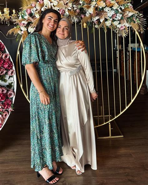 Zecira Musovics Feet