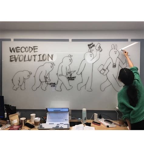 Wecode 안녕하세요 여러분 코딩 부트캠프 Wecode입니다🙋🏻‍♀️⠀ ⠀ 위코드의 금손 👑