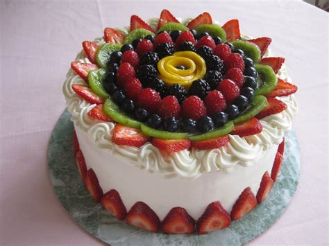 Simple Fruit Cake Decoration Ideas