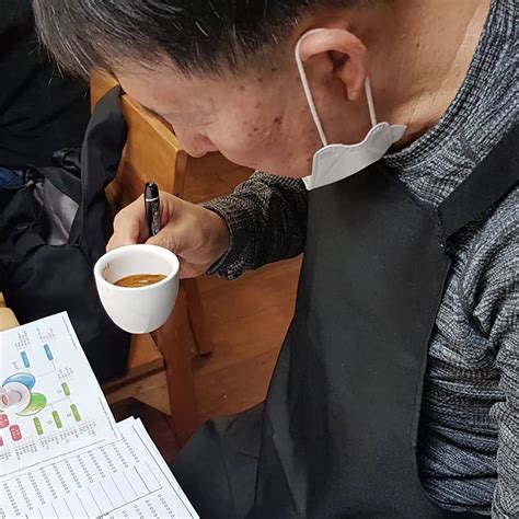 제주바리스타커피학원 안녕하세요 제주바리스타커피학원 입니다 오늘은 이탈리안 에스프레소 국제 테이스팅