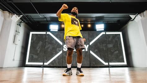 How To Do The New School Smurf Dance Tutorial STEEZY Blog