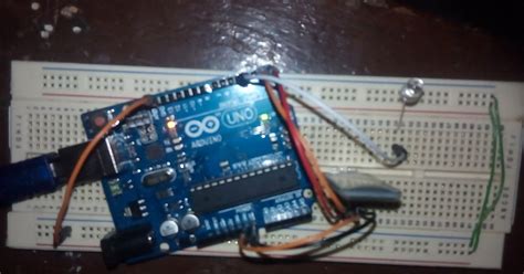 Elec Digital Encender 1 Led Utilizando Codigo Arduino Y