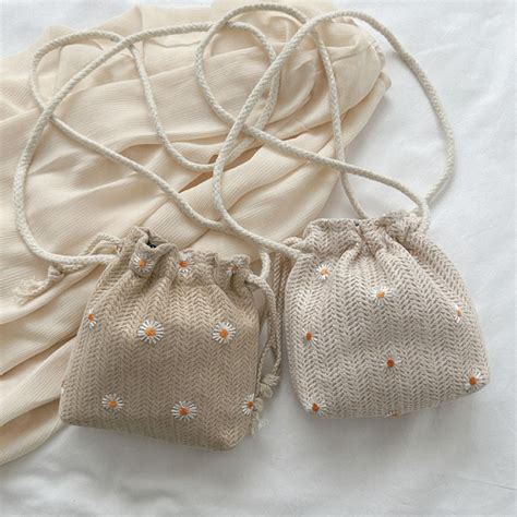 당일발송 밀짚왕골 미니 플라워 버킷 크로스백 숄더백 에코백 에이블리