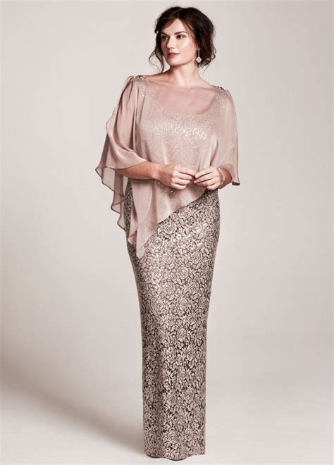 Вечерние платья на свадьбу для мамы невесты больших размеров фото 2024 года