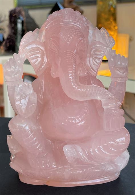 Ganesha Beeld Van Rozenkwarts Groot Jalla Stones Edelstenen En Mineralen