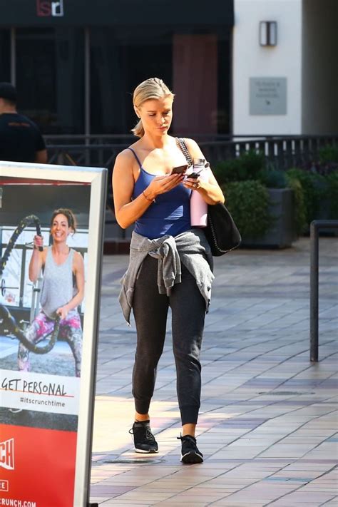 Sensational Blonde Joanna Krupa Shows Her Pokies While Out And About