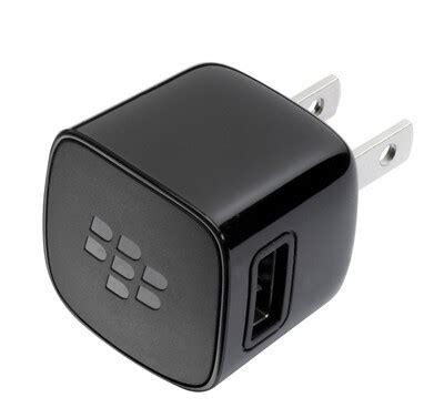 First Look New Blackberry Usb Power Plug Is Hot Ships With Blackberry Pearl G And Future