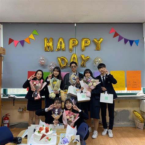 여의도중학교 방송부 안녕하십니까 여의도중학교 방송부 24기 국장 김지우입니다 저희 24기 부원들은 Facebook