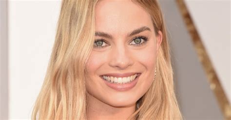 마고 로비 할리퀸 코스튬 어릿광대 될 뻔