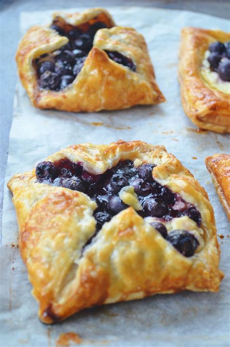 Best 13 Easy Blueberry Turnovers Recipe With Puff Pastry Artofit
