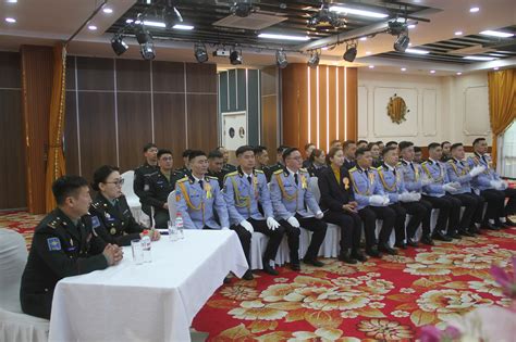 Зэвсэгт хүчний Гадаад хэлний сургалтын төв