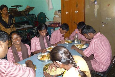 Qcares Quadwave Ai Data Hyperautomation And Product Engineering