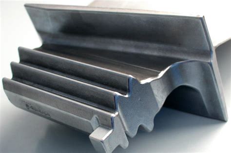 Challenges In Single Blade Casting For Single Crystal Structures