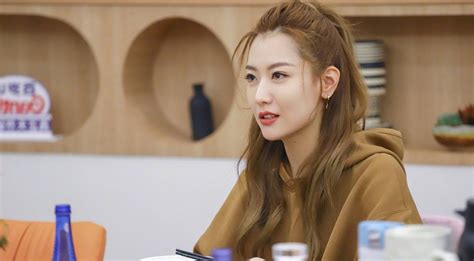 性感美少女清纯可爱 分漂亮小姐姐身材火辣 搜狐大视野 搜狐新闻