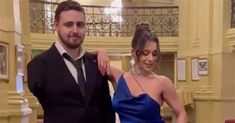 Ukrainian Adult Film Star Poses With Troops Who Lost Limbs In War For Charity World News