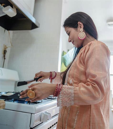 Meal Prep Vs Meal Services Benefits And How To Make The Most Of Both