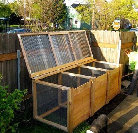 Cool Apartment And Compost Binscomposting