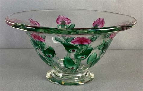 Vandermark By Stephen Smarr Signed Art Glass Bowl With Tulips Matthew Bullock Auctioneers