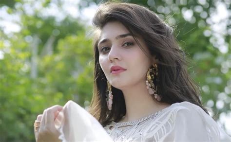 Dur E Fishan Saleem Biography Age Net Worth Height Family Husband