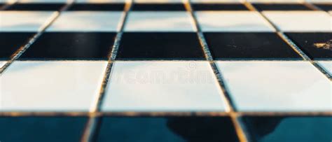 Square Tile Grid Pattern Featuring A Simple And Clean Design Suitable