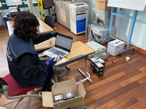 학교 불용컴퓨터 업무용pc 개인정보 데이터삭제 파기 저장매체 하드디스크 소자처리 Ssd파기 물리적 파쇄 출장방문 현장파기 부산