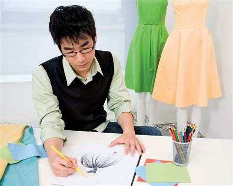 How To Draw Like A Fashion Designer Pdf Shows How To Draw Different