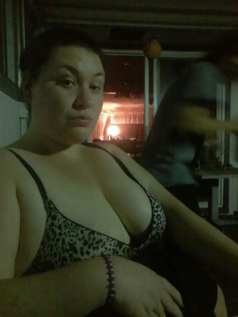 Shirtless BBQ Scrolller