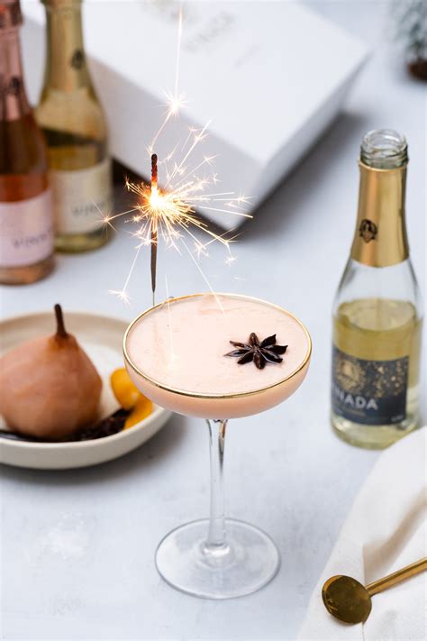 DARE TO% SPARKLE — VINADA®