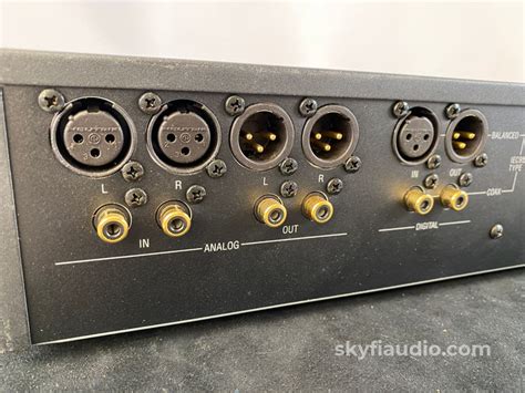 Alesis Masterlink Ml 9600 High Resolution Two Track Hard Disk Recorder Skyfi Audio