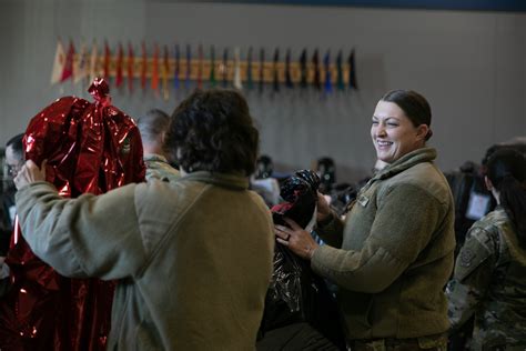 DVIDS - Images - New Hampshire National Guard Assists with Operation Santa Claus [Image 5 of 5]