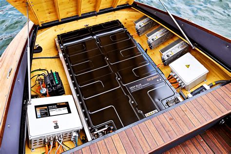 Dc Water Chiller For Ev Battery Powertrain Systems Cool