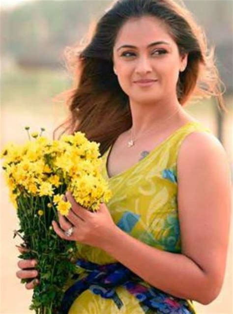 ஸ்டார் நடிகையா இருக்கும்போதே அதிகம் கிசுகிசுக்கப்பட்ட சிம்ரன்