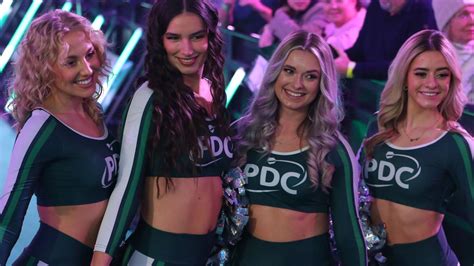 World Darts Championship Cheerleaders Cause Chaos For Tv Camera With